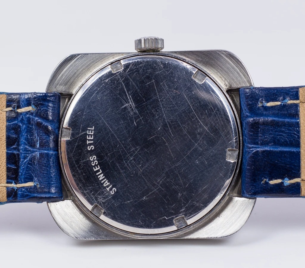 Longines Comet wristwatch in steel, 1970s / 1980s | Antiques on ...